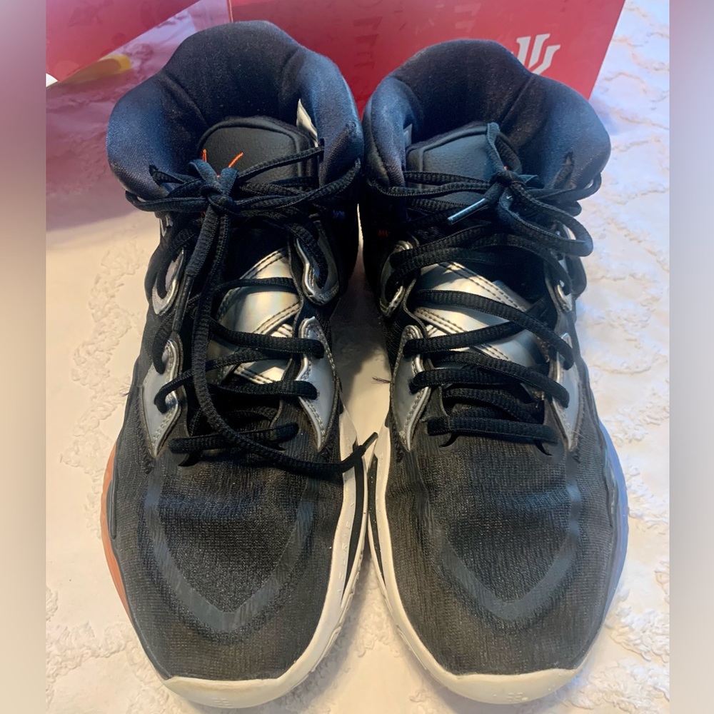 Kyrie Infinity Fire & Ice Men’s Basketball Shoes - Gem